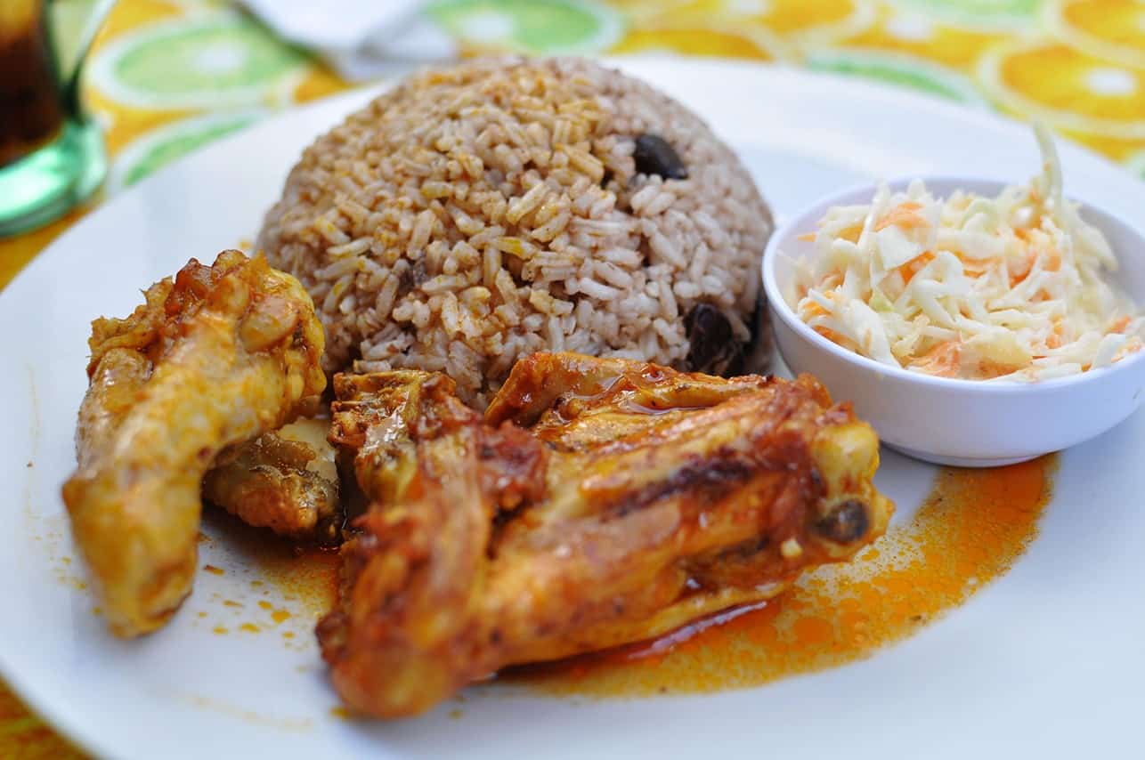 Best Places to Meet Women in Belize City